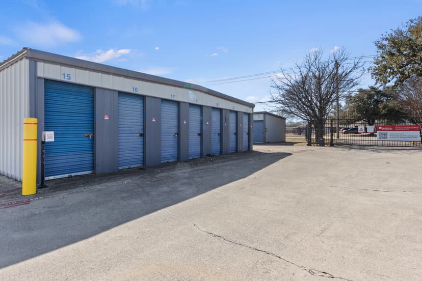Storage Units North Richland Hills TX | 7510 Smithfield Rd